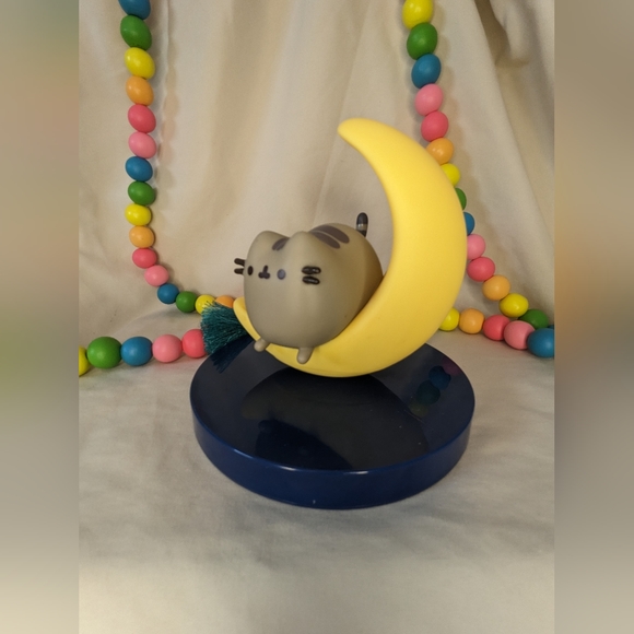 Pusheen | Accents | Over The Moon Pusheen Box Exclusive Vinyl Toy ...